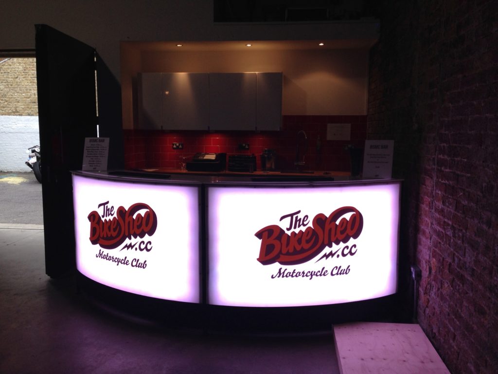 Mobile Bar Hire - Mobile Cocktail Bar Hire - BarHireCompany.com